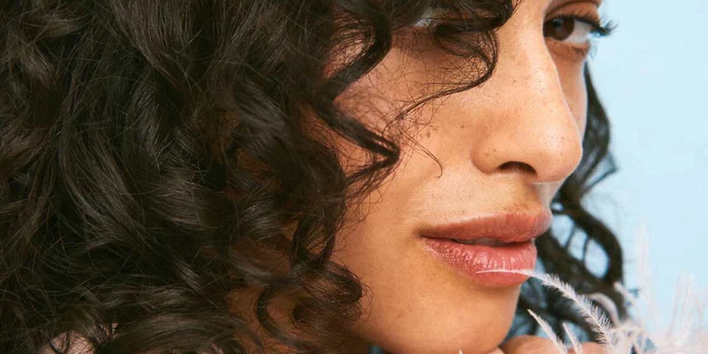 Curl gel for all-day hold and shine